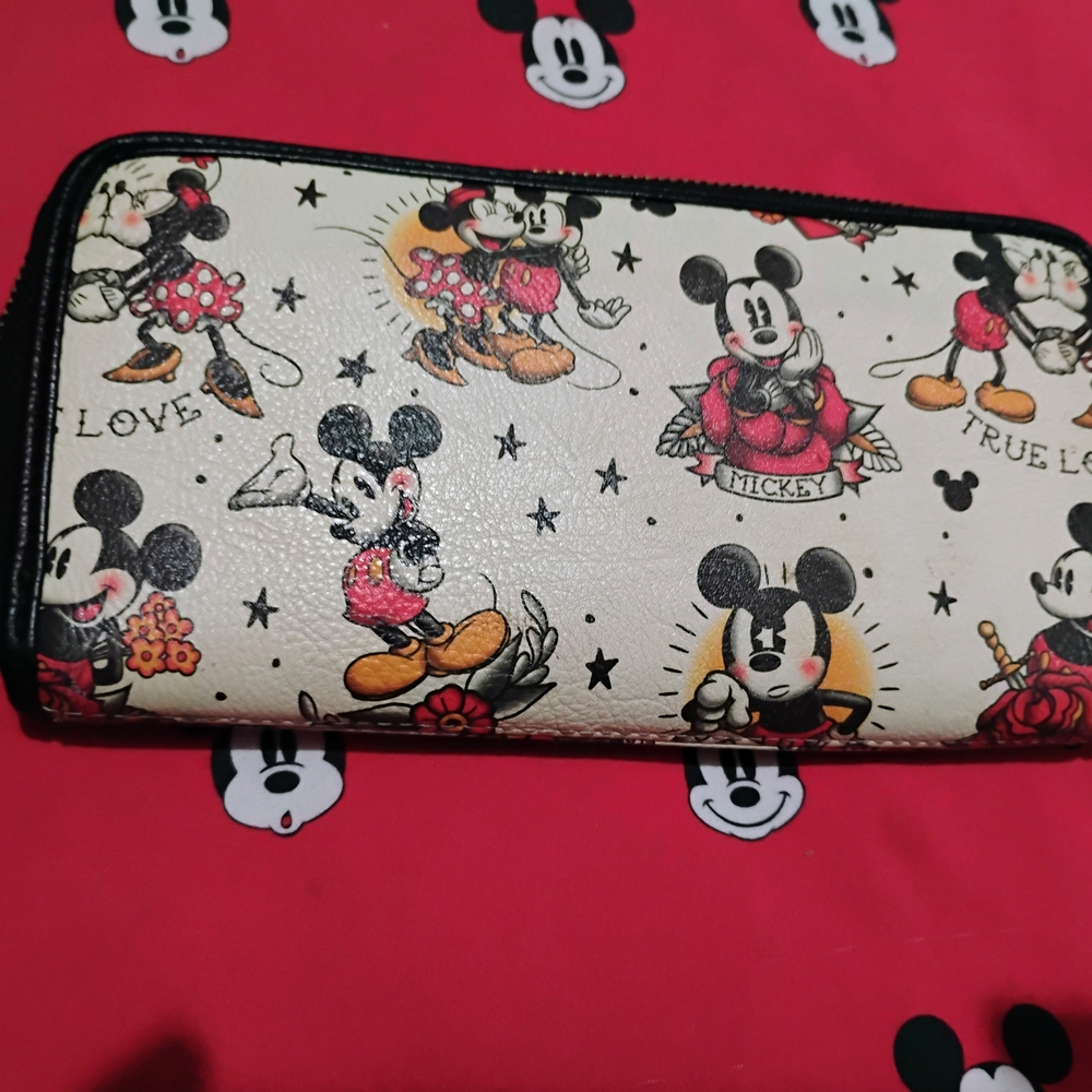 Loungefly Mickey And Minnie Mouse Key & Card Holder -… - Gem